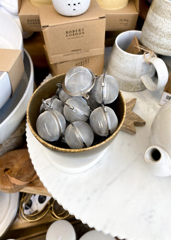 Kitchen & Dining – Frisky Deer