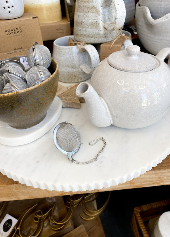 Kitchen & Dining – Frisky Deer