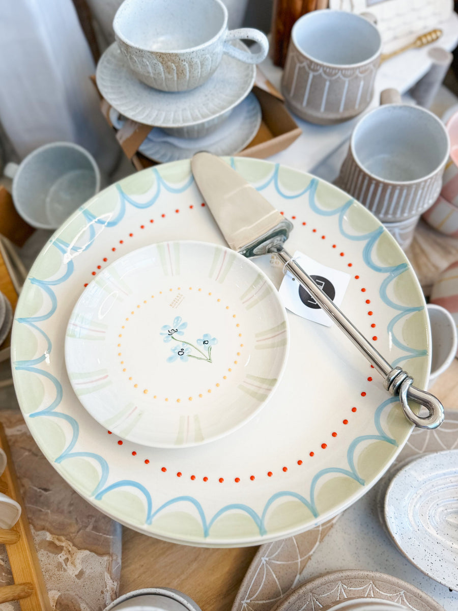 June's Garden Side Plate - Forget Me Not – Frisky Deer