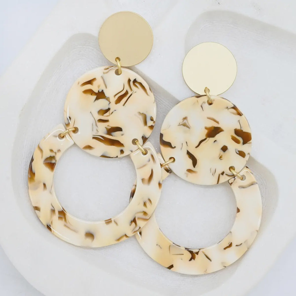 NEW – Frisky Deer